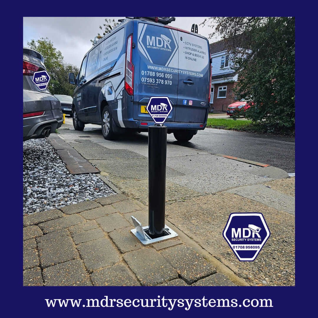 Retractable Bollards choosing the right driveway post : mdrsecuritysystems